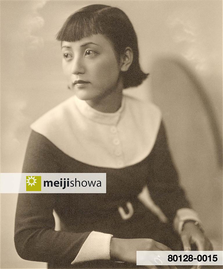 This Japanese Woman from the 1930s Found Me | OLD PHOTOS of JAPAN